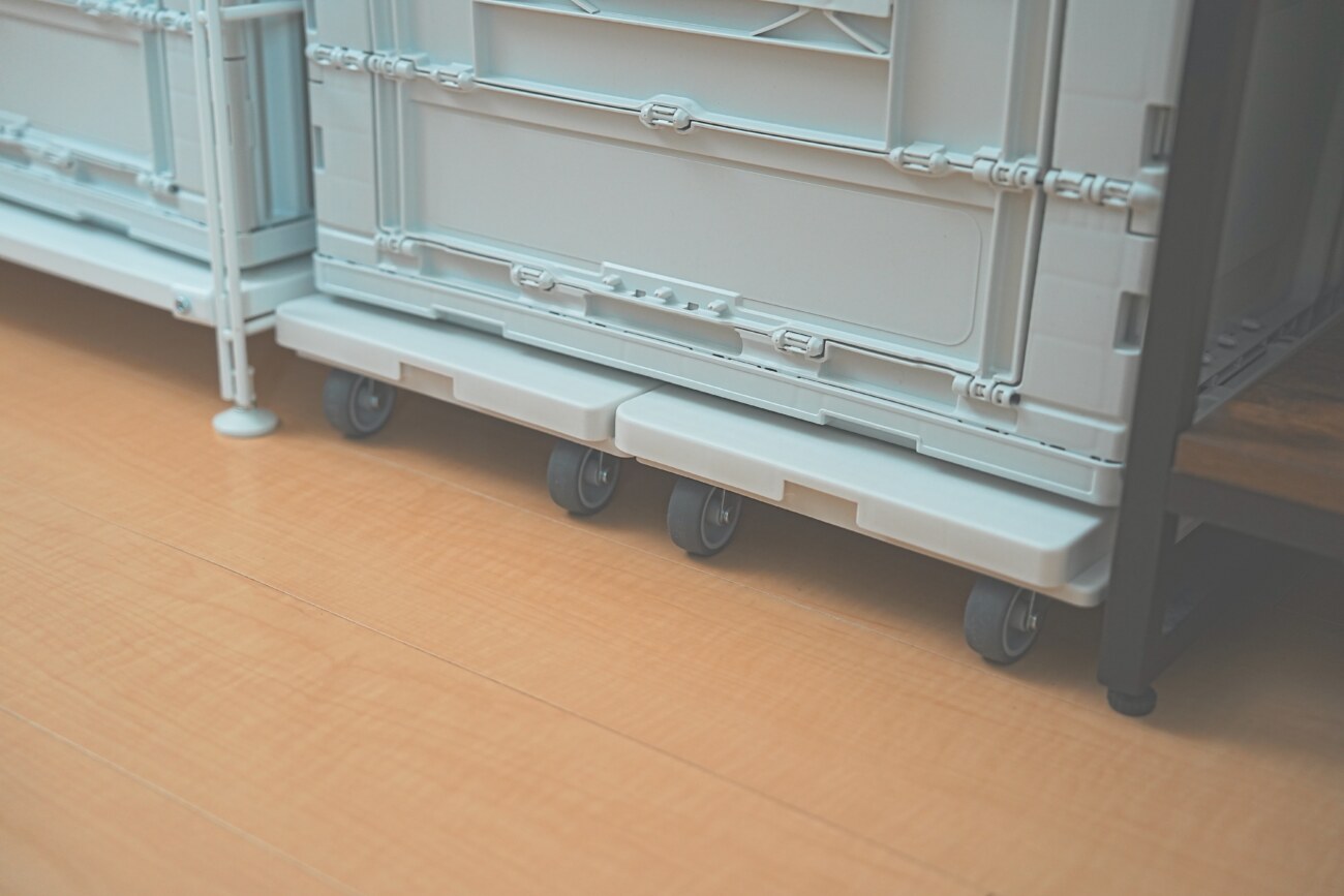 【無印良品】折りたたみコンテナでキッチン整理はできる？スッキリ収納アイデアを実例で解説！ | オシログ / Oscillog