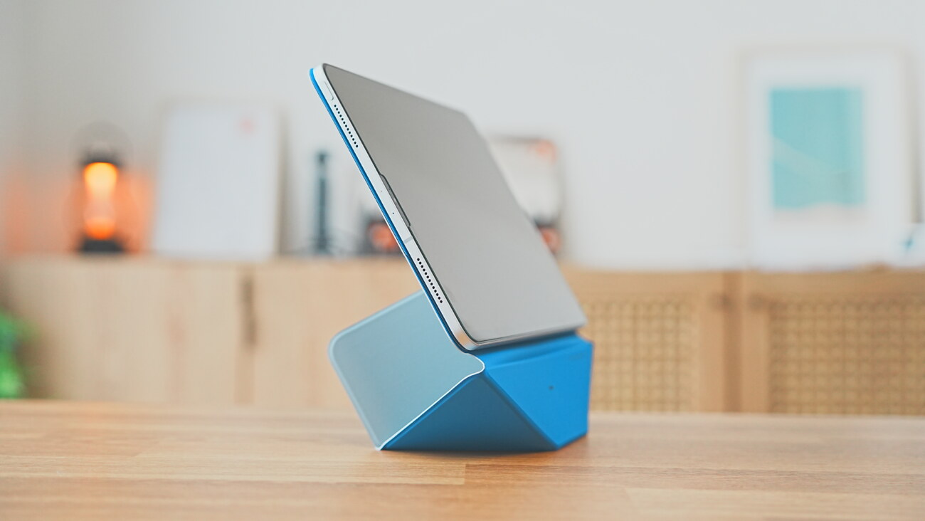 【レビュー】MOFTダイナミックフォリオを1週間使ってわかった5つの最強モード｜姿勢改善＆作業効率アップ！ | オシログ / Oscillog