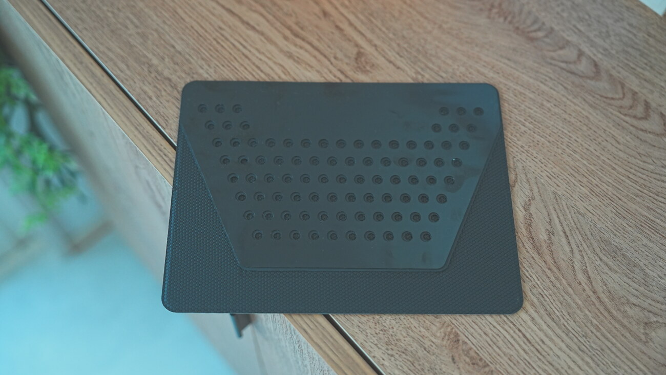 【MOFT非粘着スタンドレビュー】粘着タイプとの違いを比較！タブレット・本にも使える多機能スタンドが登場 | オシログ / Oscillog